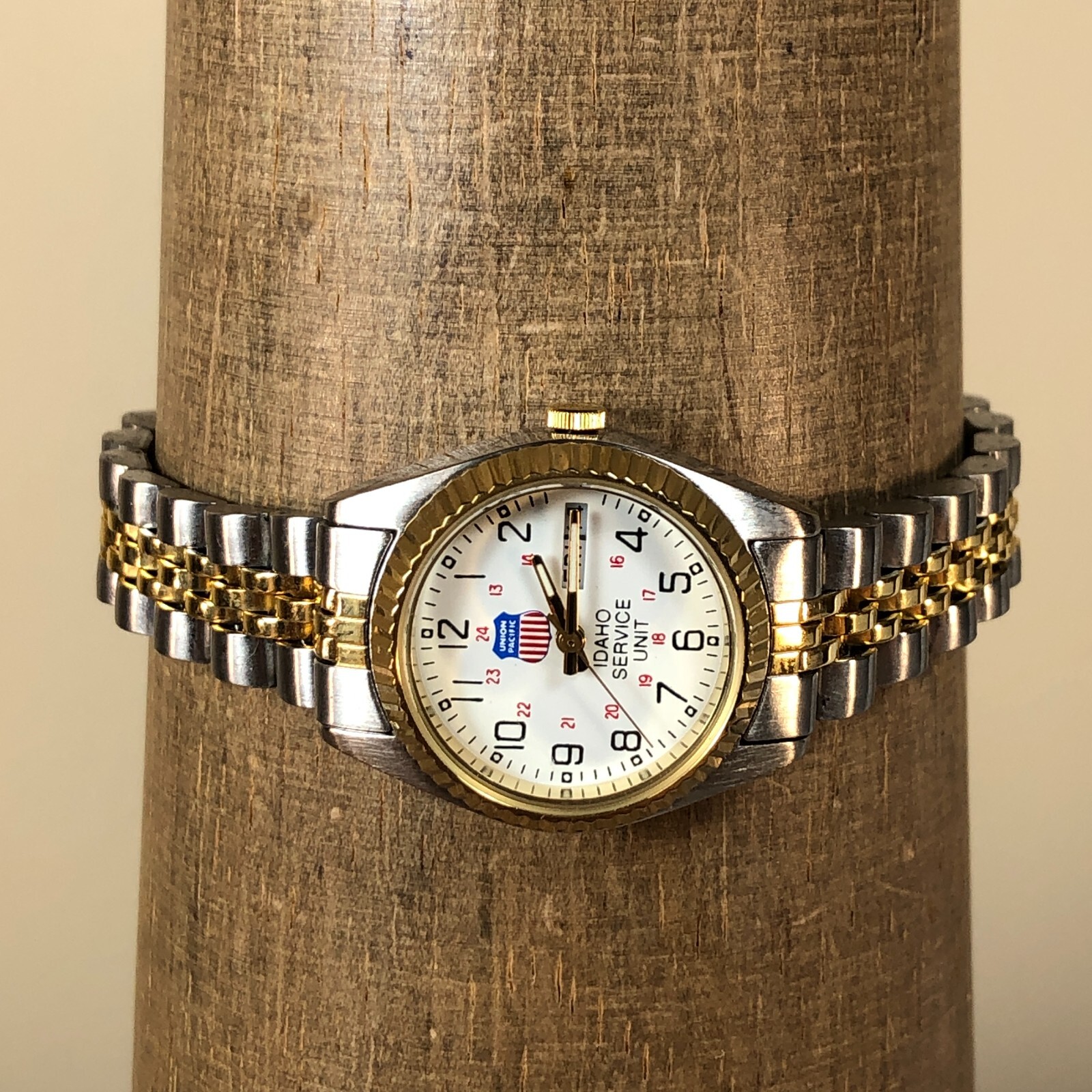 Vintage Railway Union Pacific Women by Pulsar Two-Tone Day Date Quartz ...