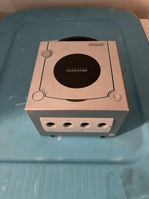 Nintendo GameCube Launch Edition 24MB Silver Console for sale online | eBay