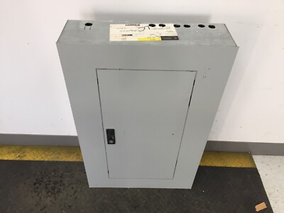 GE 100 AMP 208/120 VOLT 3 PHASE 24 CIRCUIT MAIN BREAKER INDOOR PANEL..P ...