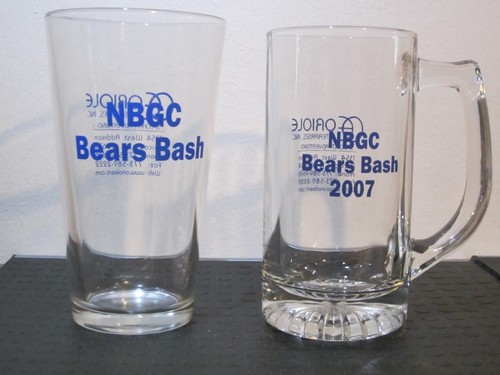 Chicago Bears Bash souvenir pint beer glass and 2007 12 ounce beer ...