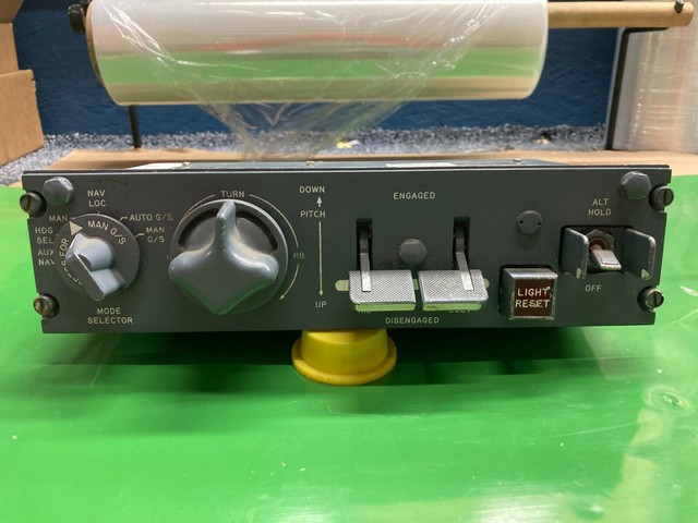 BOEING 727 SPERRY 2585802-1 AUTOPILOT CONTROL PANEL *AR* VINTAGE for ...