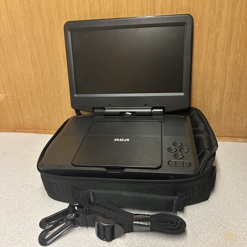 RCA Portable DVD Player AVC 9" Excellent with Case and portable strap ...