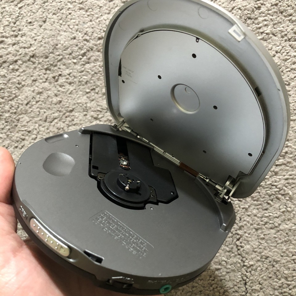 VTG AIWA XP-R210 Portable CD Player AM/FM Radio EASS Plus Fully Tested ...