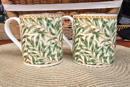 2 Tee/ Kaffeebecher bunt mit Goldrand | eBay.de