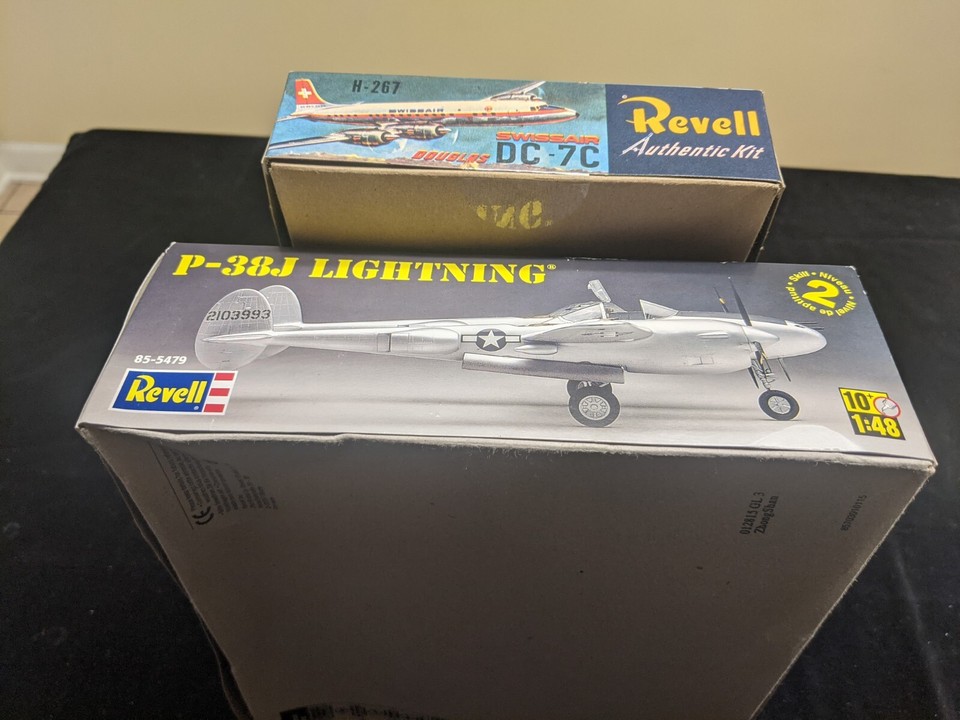 Revell Plastic Model Kit Lockheed Martin P-38J Lightning 2015 & Douglas ...