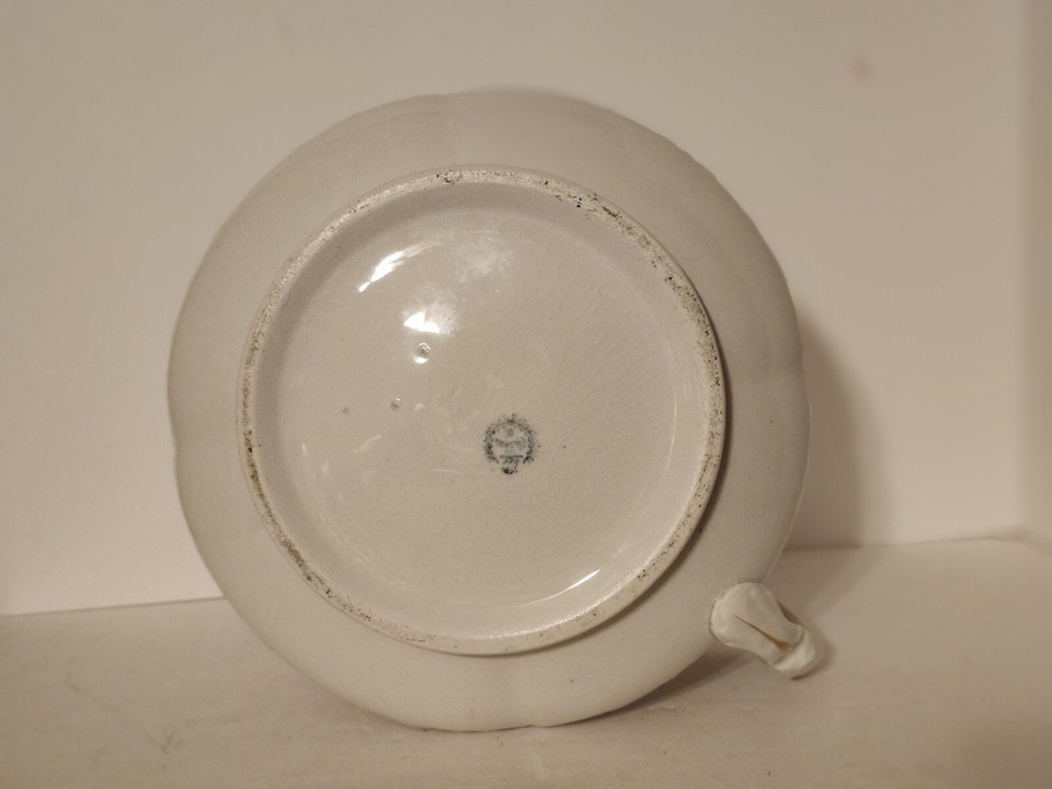 Antique The Colonial Company White Gold Gilt Ceramic Chamber Pot With ...