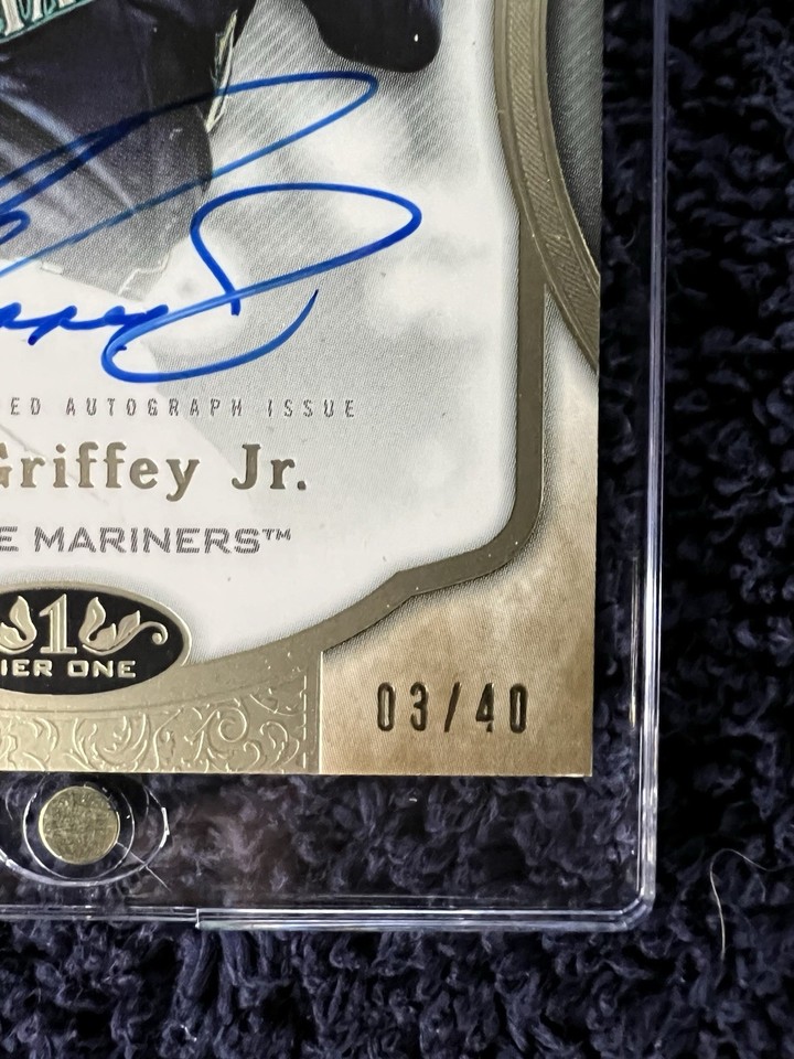 2020 Topps Tier One - Tier One Autographs Ken Griffey Jr #T1A-KGJ /40 ...