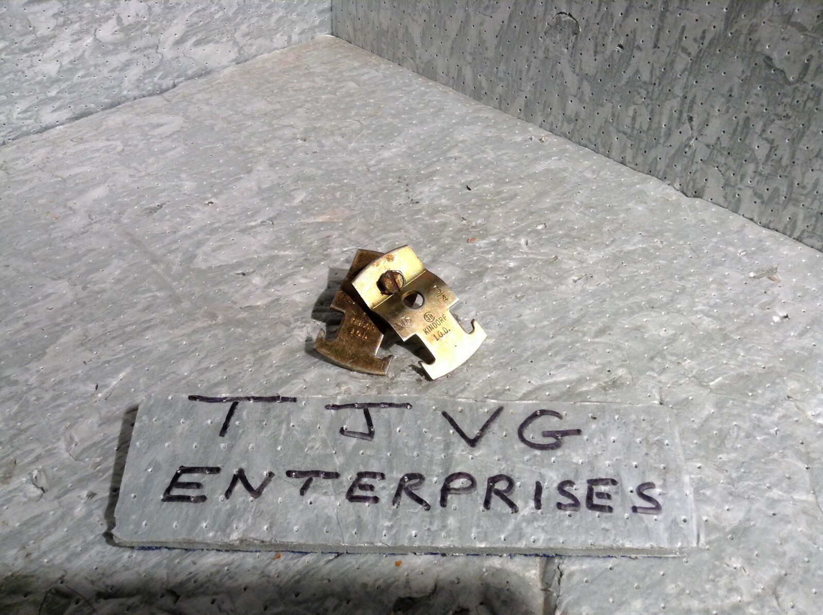 C-105 NEW GENUINE KINDORF PIPE CLAMP | eBay