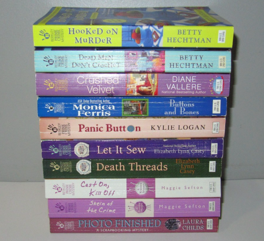 Lot of 10 Cozy Crafting Mysteries PB Betty Hechtman Maggie Sefton Laura ...