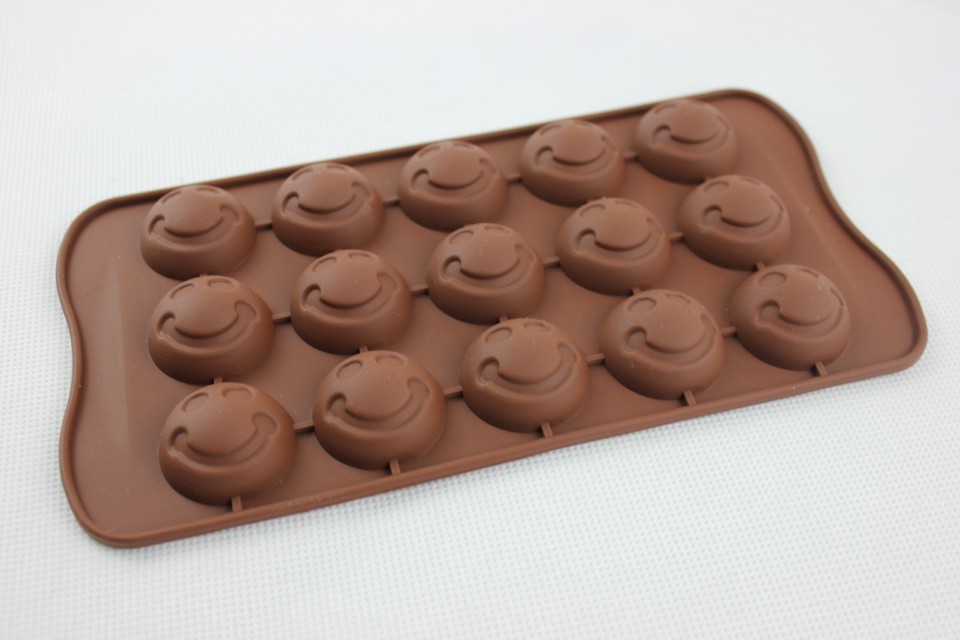 Smiley Faces Mould 15 Happy Fun Chocolate Emoji Candy Sweets Fondant ...