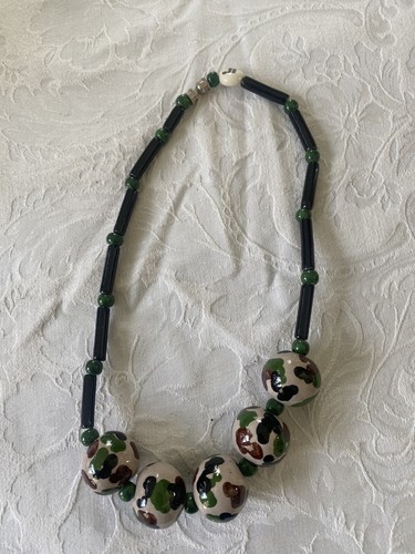 Vintage Parrot Pearls Ceramic Necklace Green Black | eBay