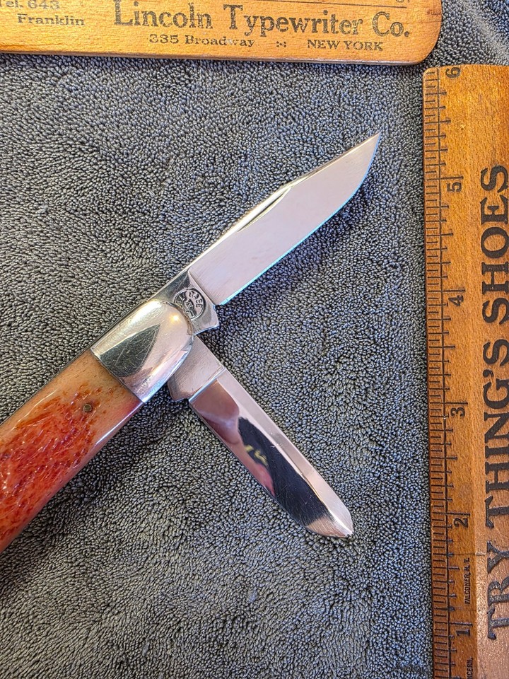 W R Case & Son Case Classic Cigar Whittler Red Banana Bone NIB Cloud ...