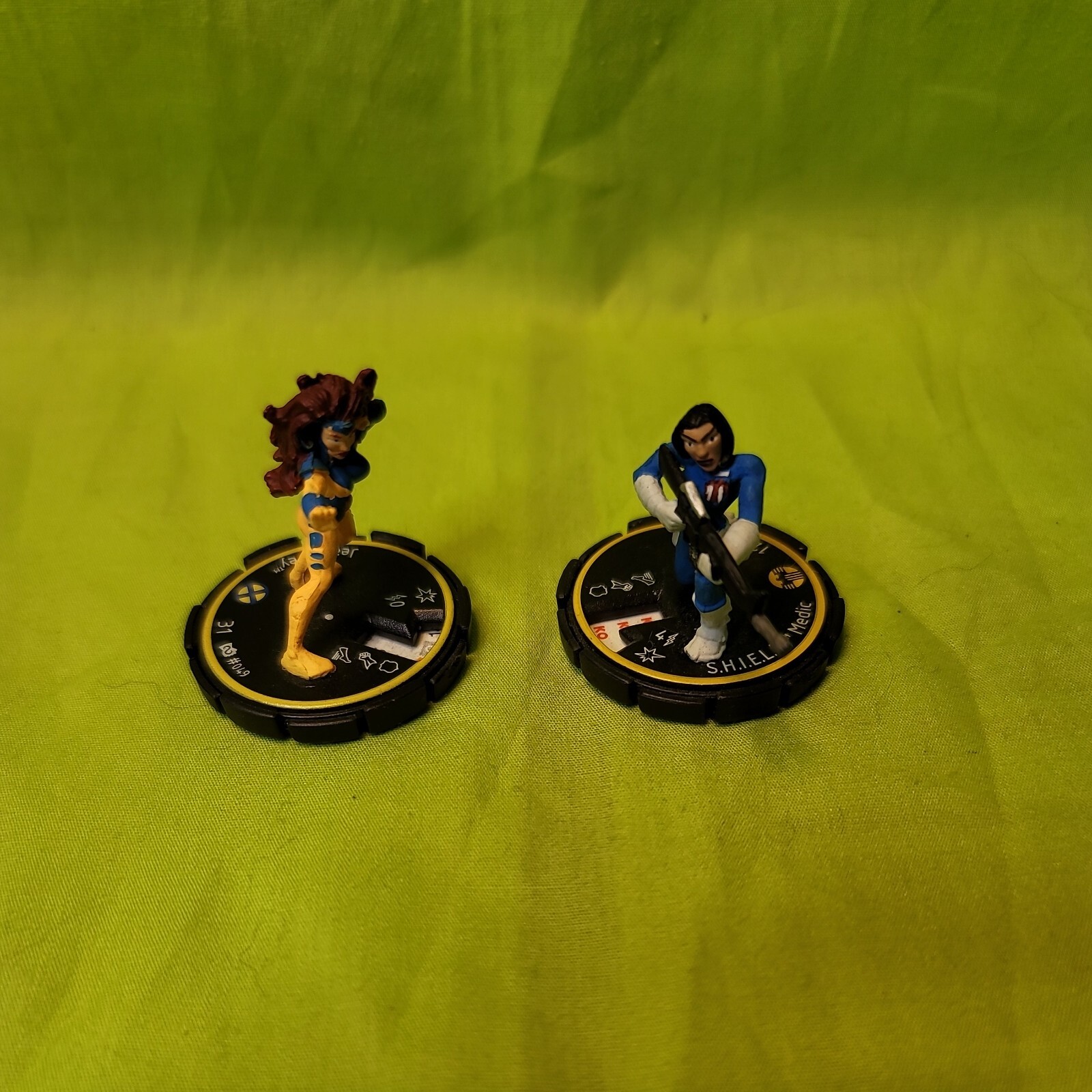 Wizkids Marvel Heroclix Shield Medic Rookie/ Jean Grey Exp Vet 1.5 ...