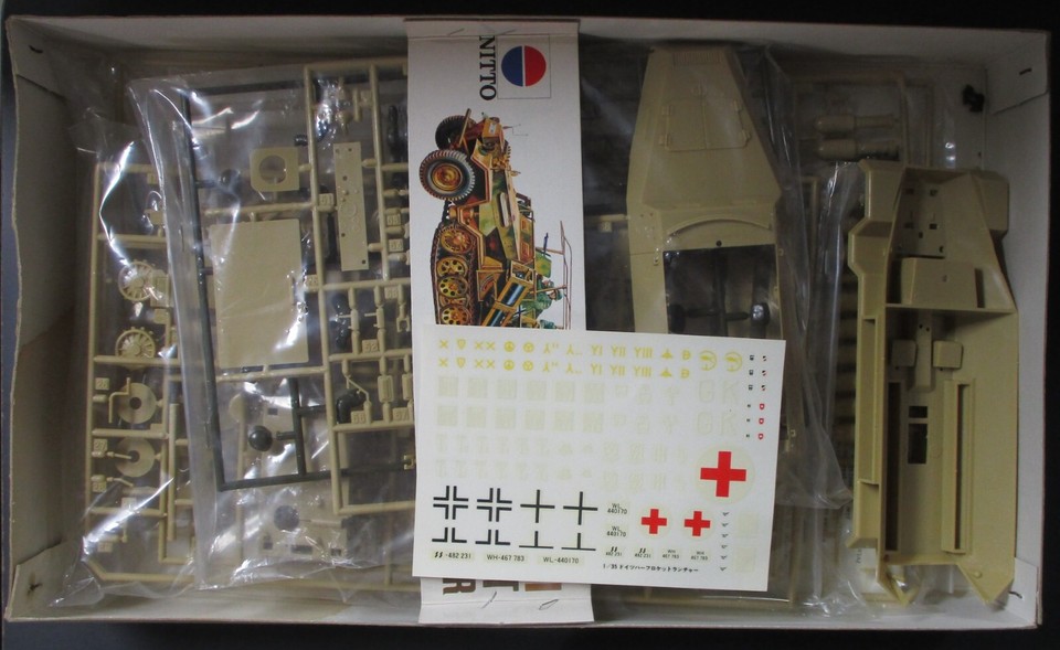 Vintage Nitto 1/35th Scale German Sd Kfz 251 Rocket Launcher Model Kit ...