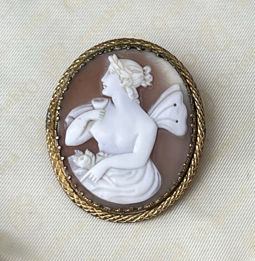 Vtg Edwardian Winged Psyche Cameo Brooch, Sparkly Diamond-cut Gilt ...