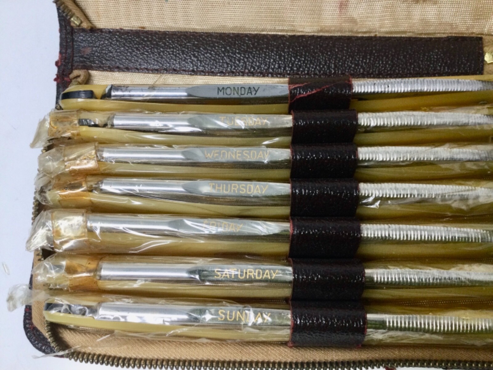 ED. WUSTHOF SOLINGEN DREIZACK STANDARD 5/8 STRAIGHT RAZOR 1933 7 DAY ...