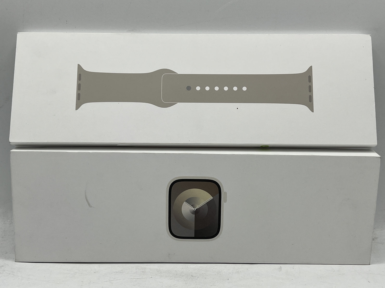 Apple Watch Series 9 A2978 MR8T3LL/A 32GB 41mm GPS Only Starlight Band ...
