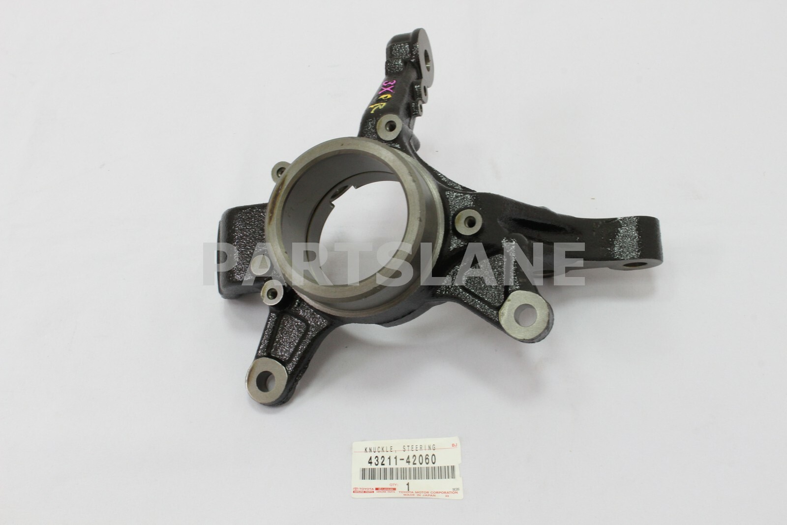 2001-2005 Toyota RAV4 OEM Front Right RH Steering Knuckle Suspension ...