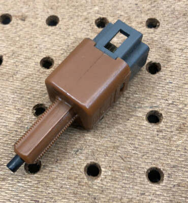 INFINITI EX35 FX35 G37 M37 Q60 Q70 QX80 BRAKE LIGHT PEDAL SWITCH SENSOR ...