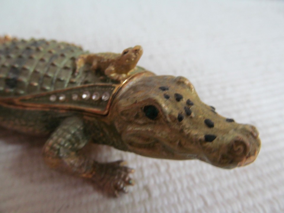 RUCINNI ALLIGATOR & baby TRINKET BOX WITH CLEAR SWAROVSKI CRYSTALS 5 ...