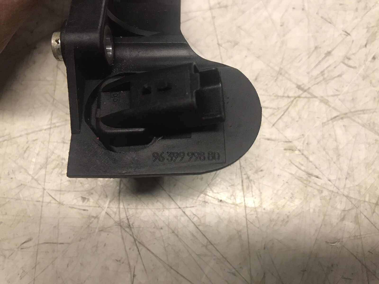 Crankshaft Sensor Genuine Peugeot 1007 106 206 207 306 307 1920AW ...