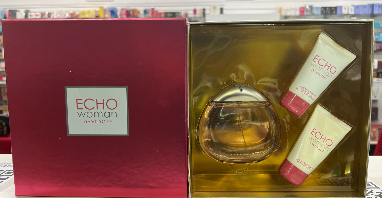 Echo Woman Davidoff 3 pc set(3.4oz EDP spray,1.7oz S/Gel,B/Cream)&1 ...