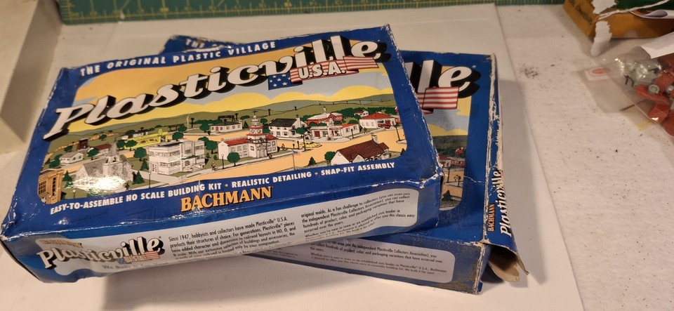 IHC Bachman Plasticville 3 HO 1/87 Plastic Kits Marshals Office Barn ...
