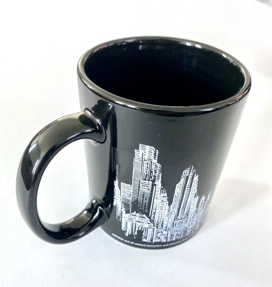 BATMAN LOOTCRATE 2017 LE zac! BATMAN Food Container & GOTHAM COLOR ...