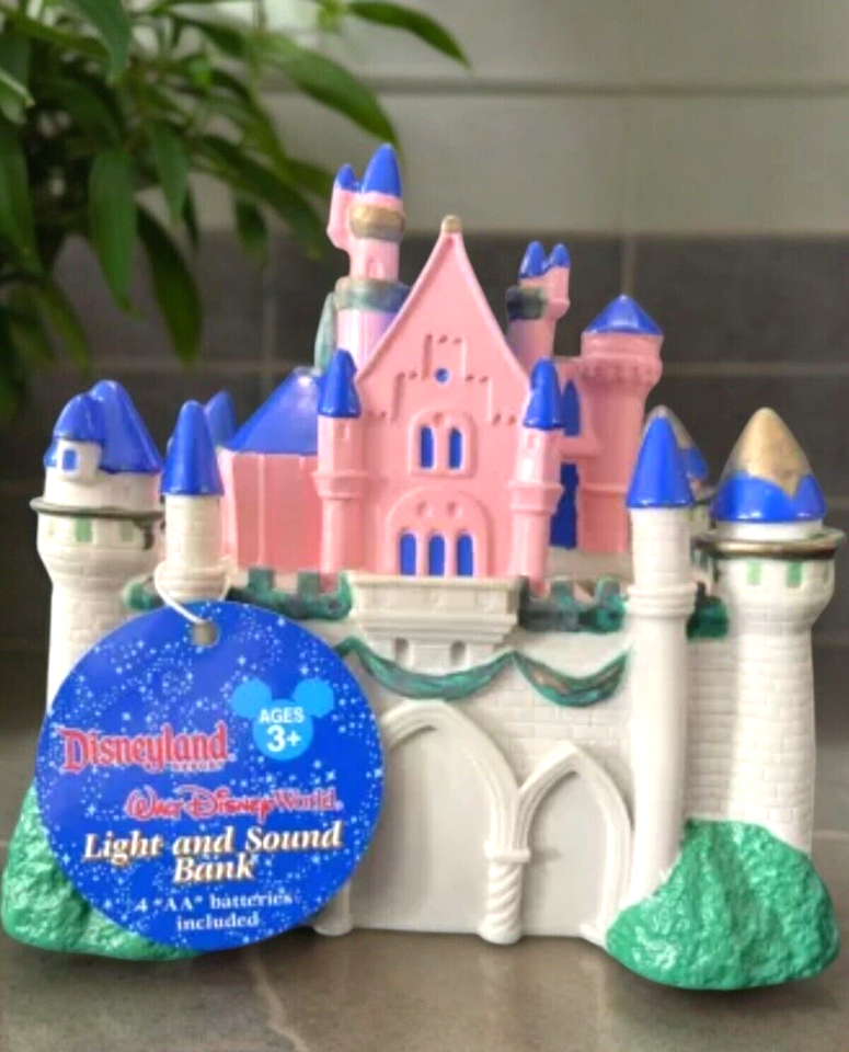 BRAND NEW Magic Kingdom 50th Anniversary Disney Castle Coin Bank Light ...