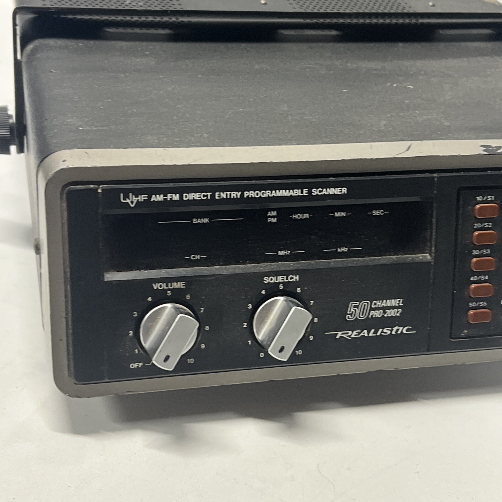 Radio Shack Realistic Pro-2002 50 Channel Programable Police Scanner ...