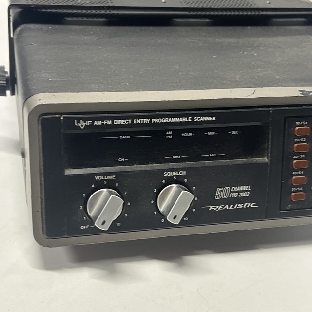 Radio Shack Realistic Pro-2002 50 Channel Programable Police Scanner ...
