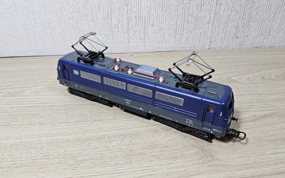 LIMA RAILWAYS, DB CLASS E 410 ELECTRIC LOCOMOTIVE, BOXED, 00/ H0 GAUGE ...