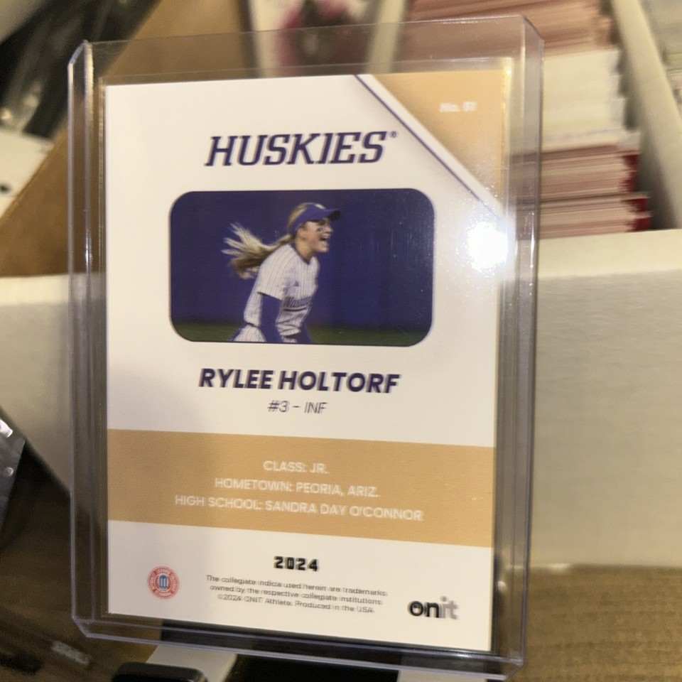 Rylee Holtorf 2024 Onit Washington Softball Gold Parallel Holo Foil | eBay