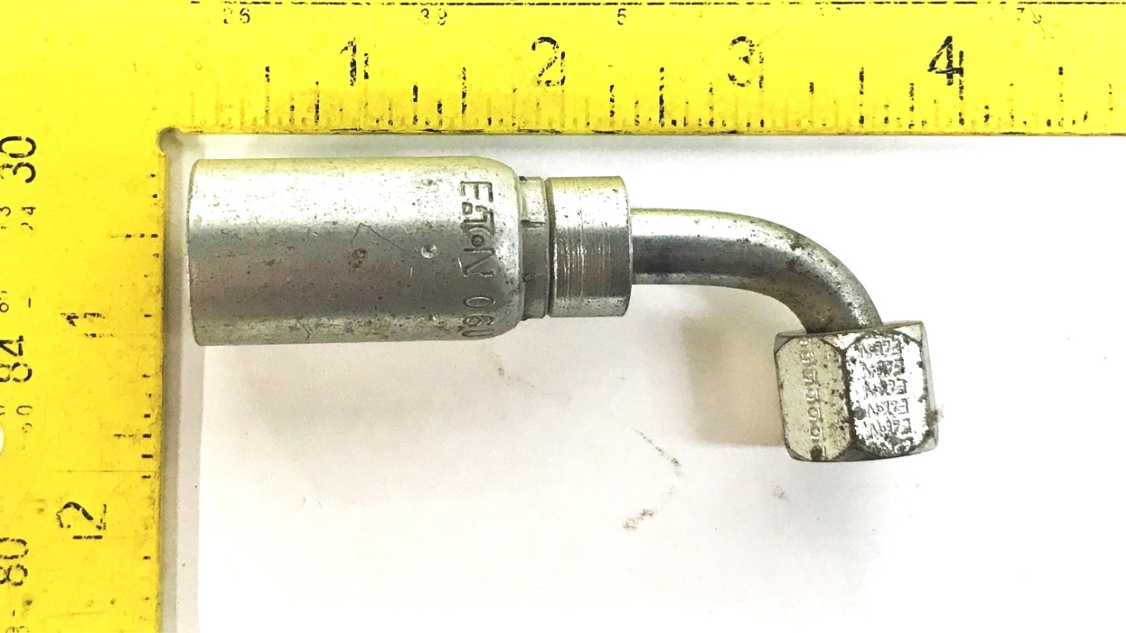 Eaton Weatherhead 3/8" 90 Degree Hydraulic Hose Fitting 06U-666 [Lot of ...