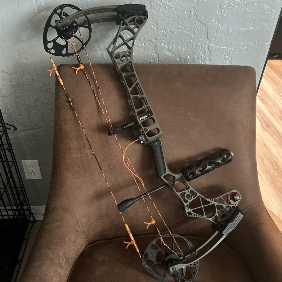 Mathews VXR 28 Compound Bow Right-Handed | eBay