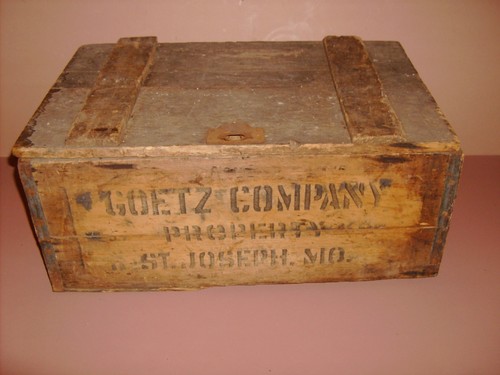 GOETZ BEER CRATE ST. JOSEPH,MO. ANTIQUE SHIPPING BOX W/ADVERTISING | eBay