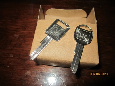 2- GENERAL MOTORS key blanks DOOR & IGNITION | eBay