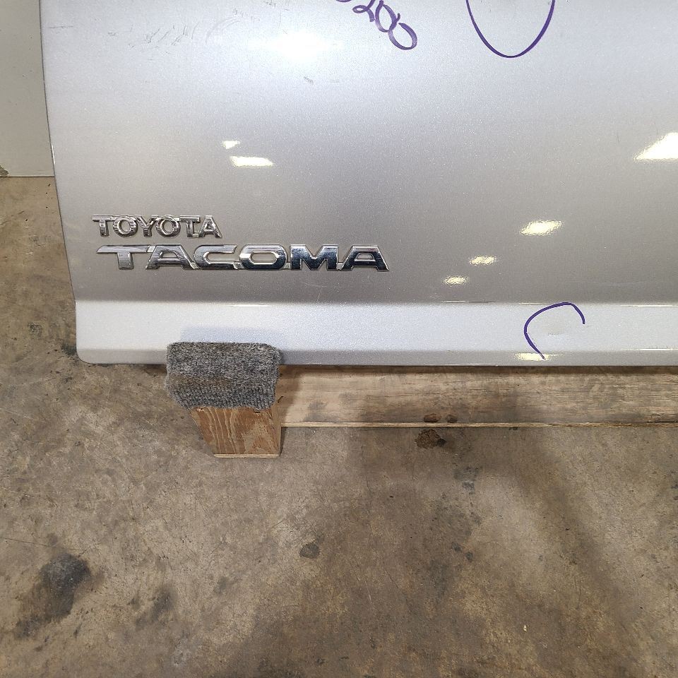 15 2015 TOYOTA TACOMA PRERUNNER TAILGATE SILVER WORK TRUCK GRADE SEE ...