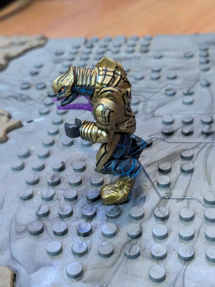 HALO MEGA BLOKS GOLDEN ARBITER MINI FIGURE HALOFEST PAX WARTHOG SET ...