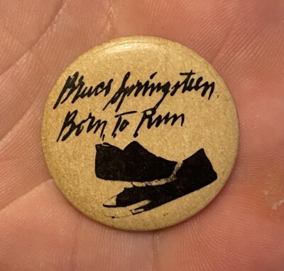 VINTAGE BRUCE SPRINGSTEEN BORN TO RUN PIN BACK BUTTON TOM PETTY ROCK ...