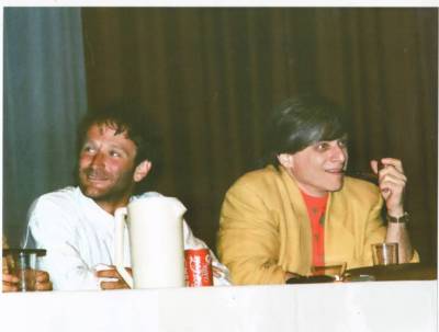 1985 HARLAN ELLISON ROAST -- 8x10 photo of Robin Williams & Harlan ...