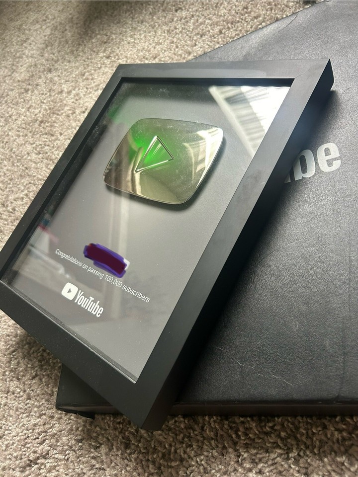 AUTHENTIC OLD SCHOOL SILVER 100,000 YouTube Play Button | eBay