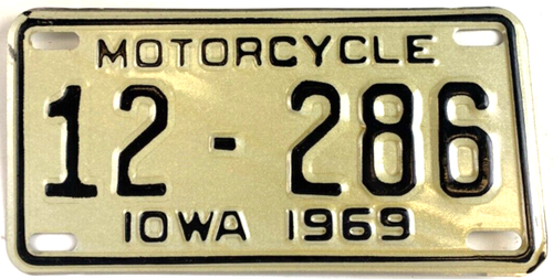 Vintage Iowa 1969 Motorcycle License Plate Butler County 286 Decor ...