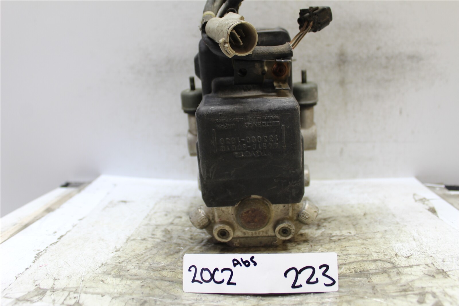 90-94 Lexus LS400 ABS Anti-Lock Brake Pump control 4451050010 Module ...