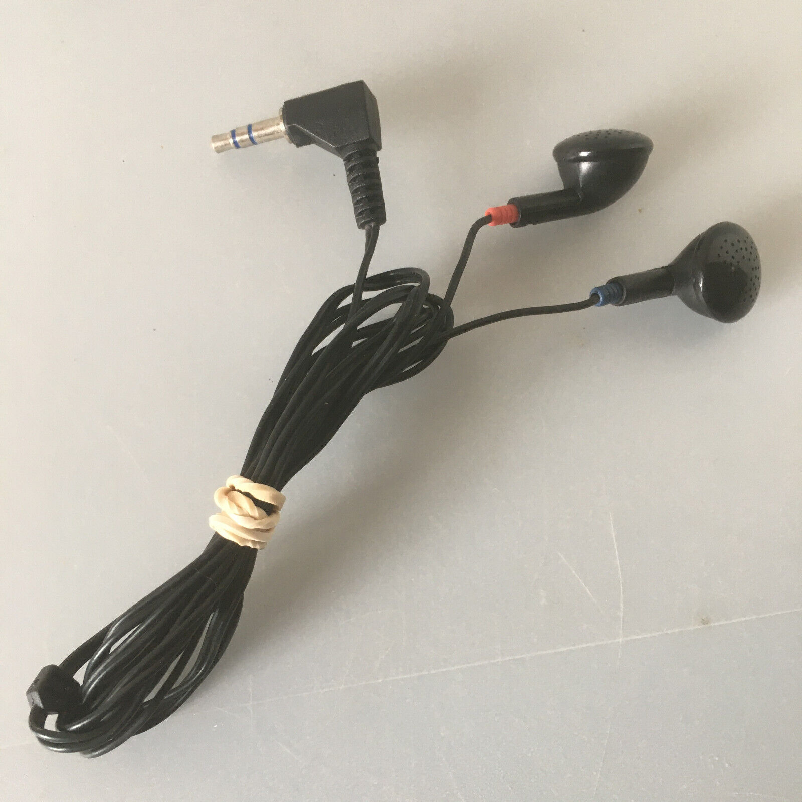 AIWA CR-AS45 Portable Radio AM FM Stereo Personal Pocket Receiver with Earphones | eBay