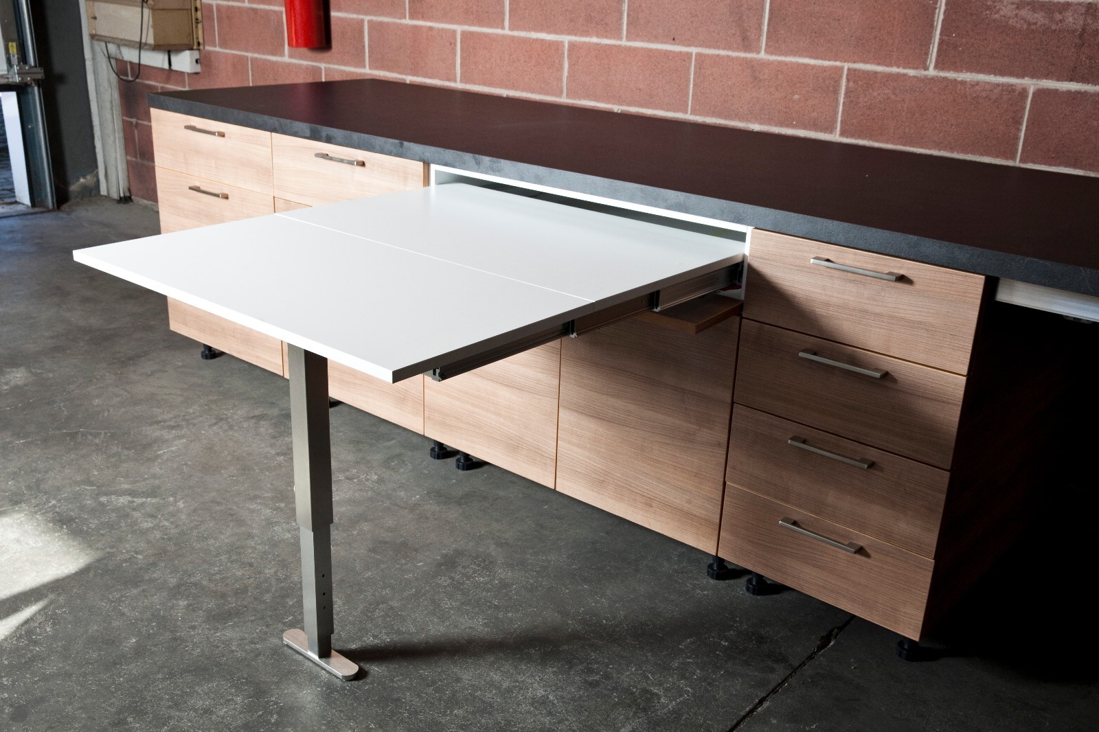 Pull Out Table With Top | 600mm Wide x 900mm | Aluminium | Space Saving ...