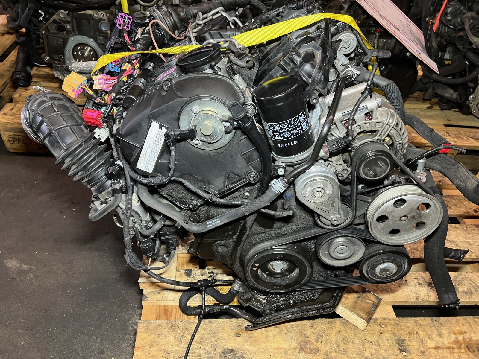 09-12 Audi B8 A4 2.0T CAE Engine 100K VIN F 5TH Q5 VIDEO CAEB Motor | eBay