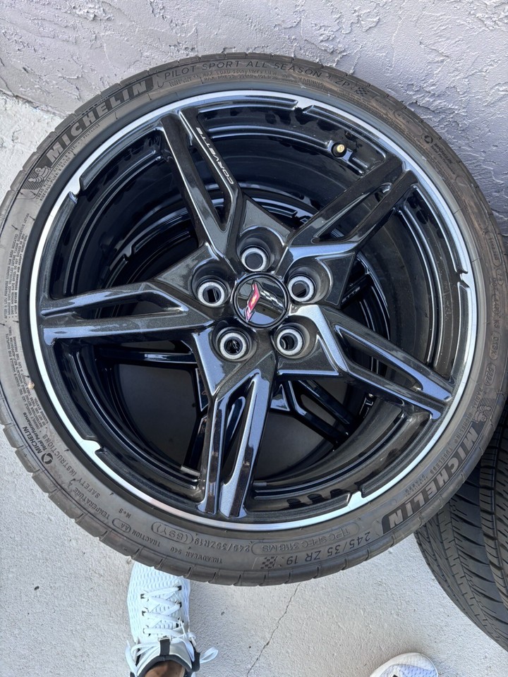 2025 C8 Corvette Wheels&tires Black Oem FLAWLESS | eBay