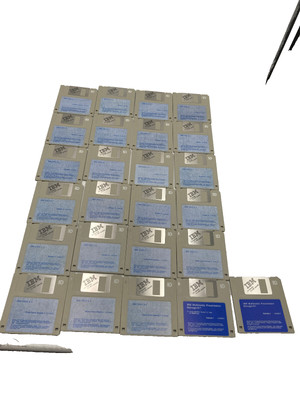 Lot of 25 IBM OS/2 VERSION 2.1 Floppy Disk Plus Multimedia Presentation ...