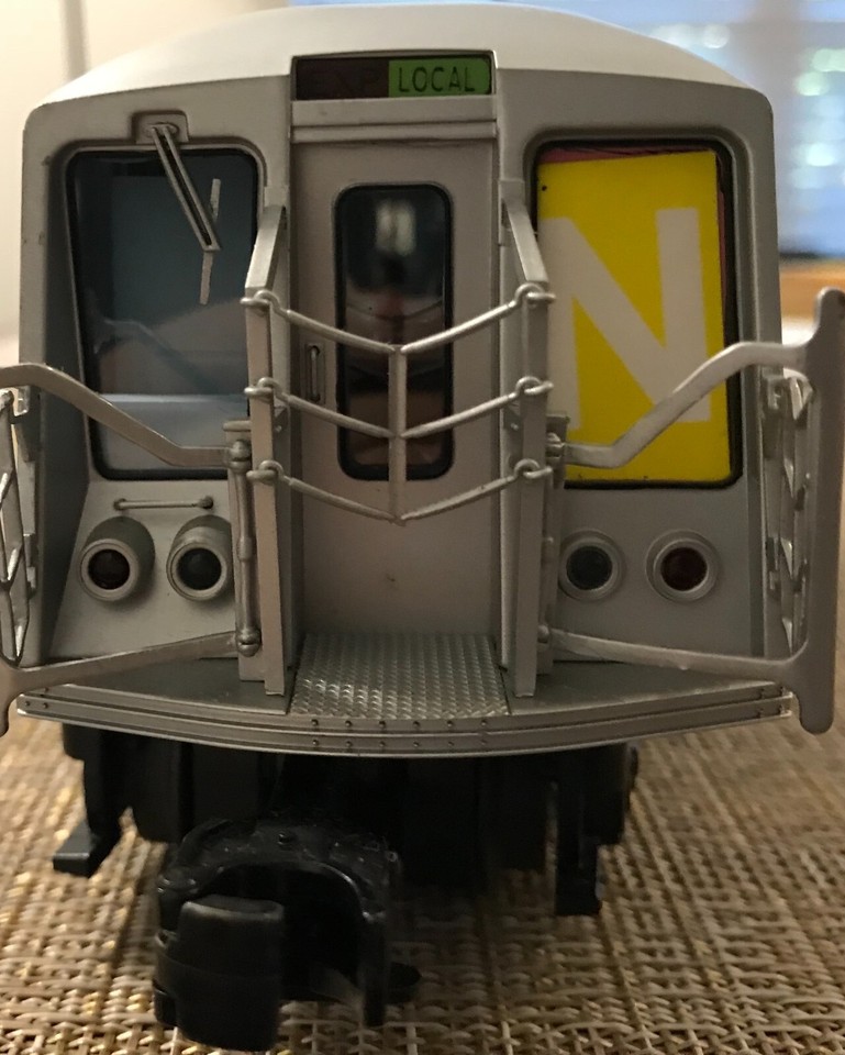 MTH O Scale NYC R40 N Train Subway Car unpowered 1 Passenger car | eBay